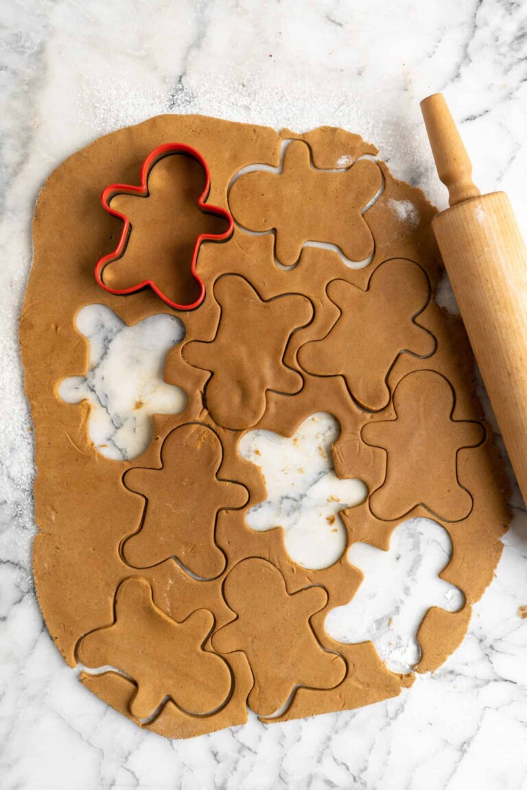 Vegan Gingerbread Men Recipe | Jessica in the Kitchen